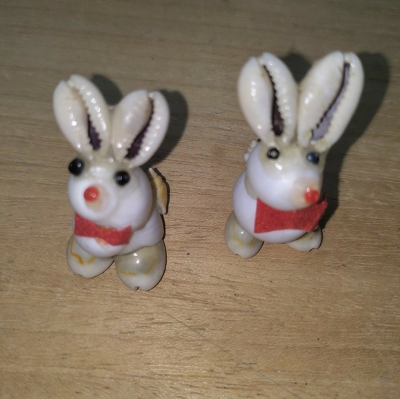Holiday | Vintage Pooka Shell Bunnies | Poshmark